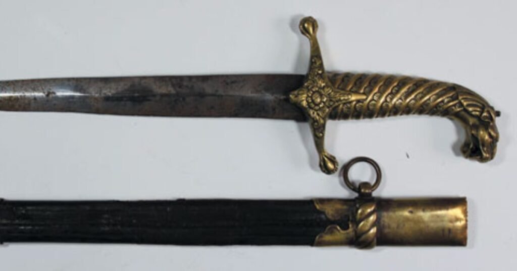 Hongen Civil War Sword with Lion Head on Handle: A Marvel